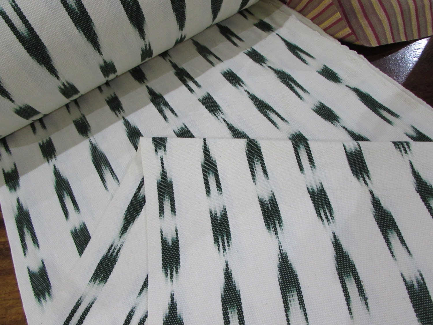 Guatemalan Ikat - Natural and Gray Serpentine - Etsy