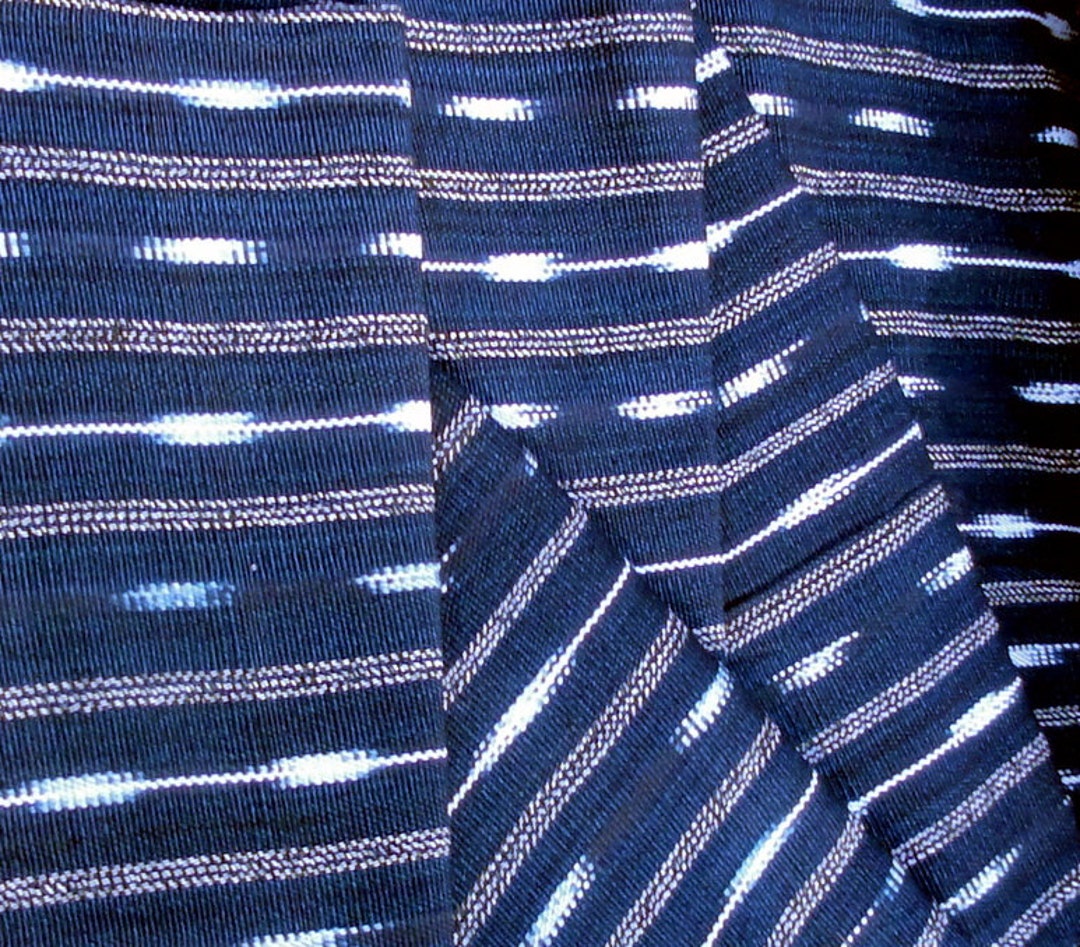 Guatemalan Ikat Fabric - Indigo and White - Etsy