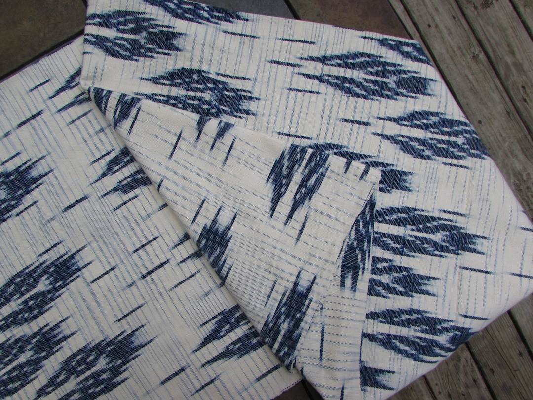 Guatemalan Ikat Fabric - White With Indigo Design - Etsy