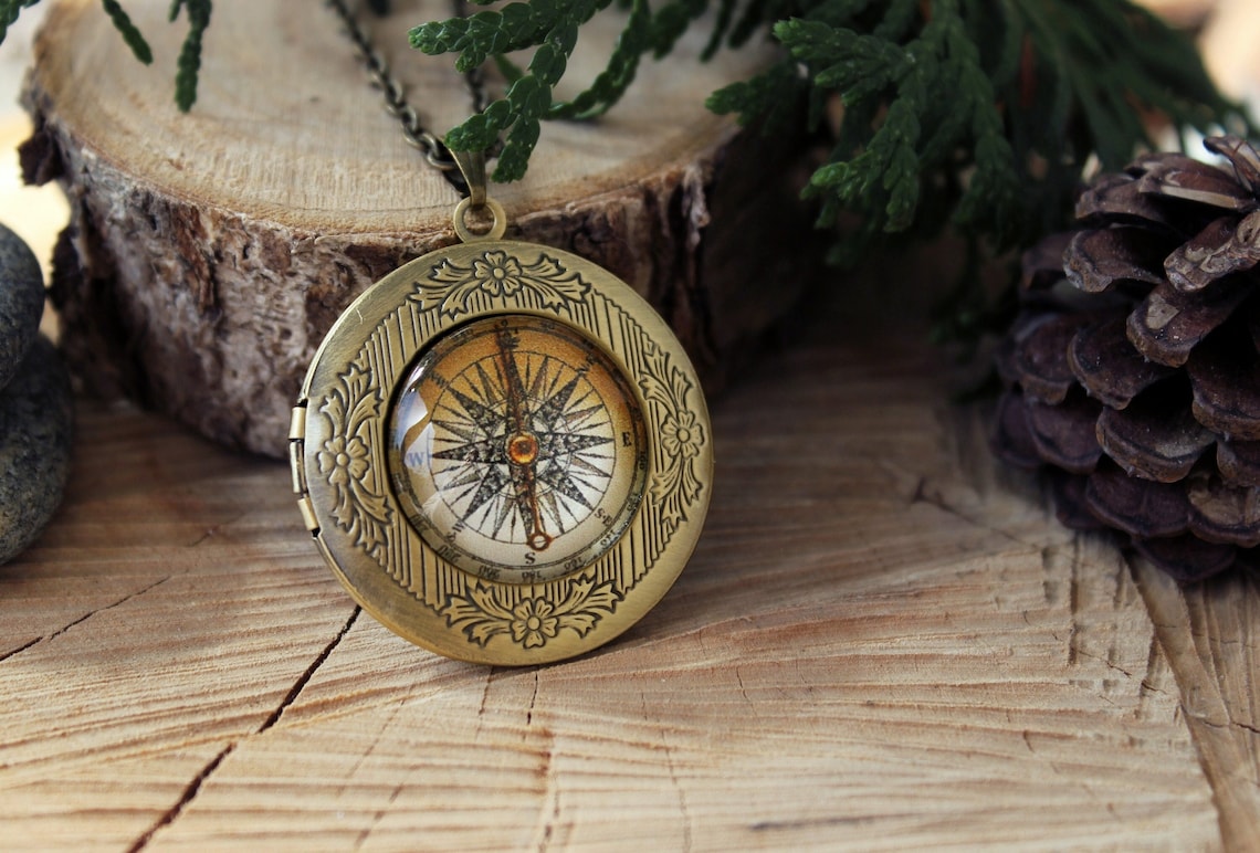 Vintage Compass Locket Necklace | Compass Jewelry | Photo Locket ...