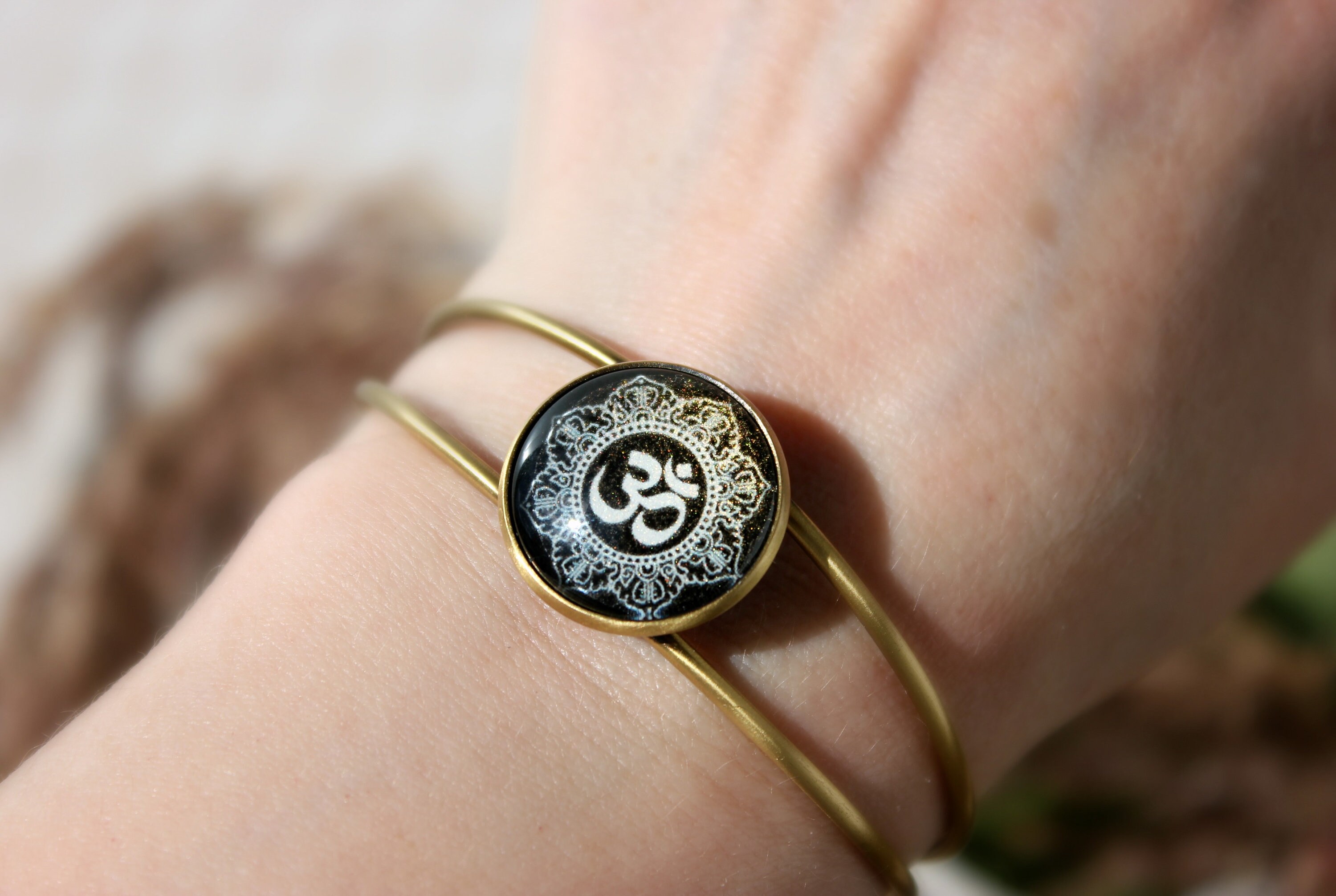Om Bracelet Hindu Jewelry Yoga Bracelet Sparkling | Etsy