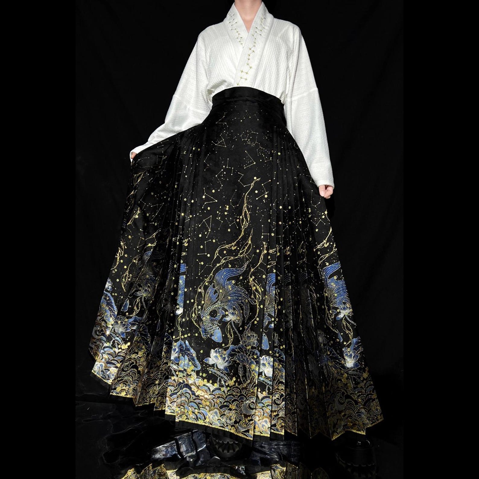 Goldfish Constellation Hanfu Set, Chinese Style Horse-face Skirt ...