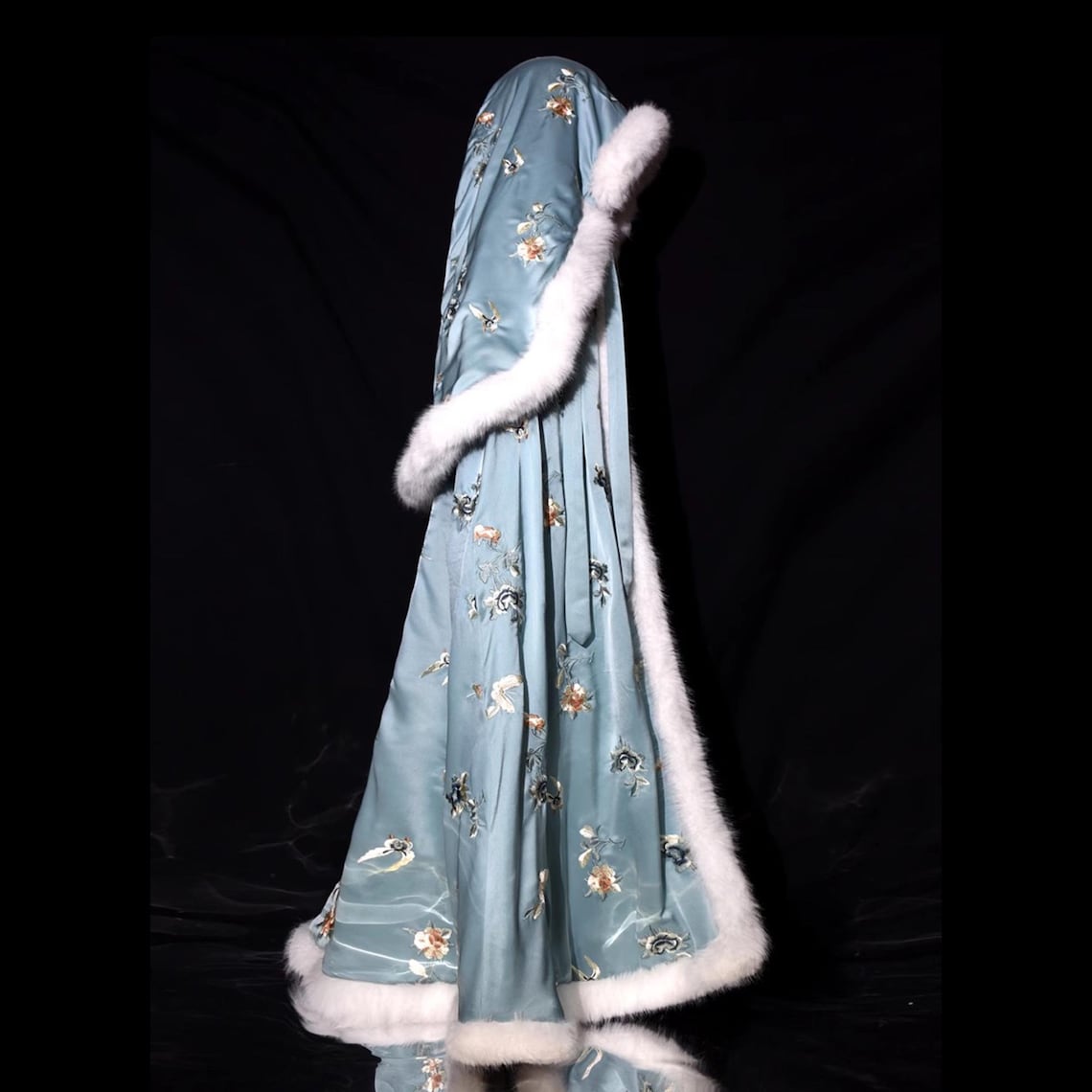 Embroidered Cape, Blue Fleece-lined Cape With Fur Collar, Traditional ...
