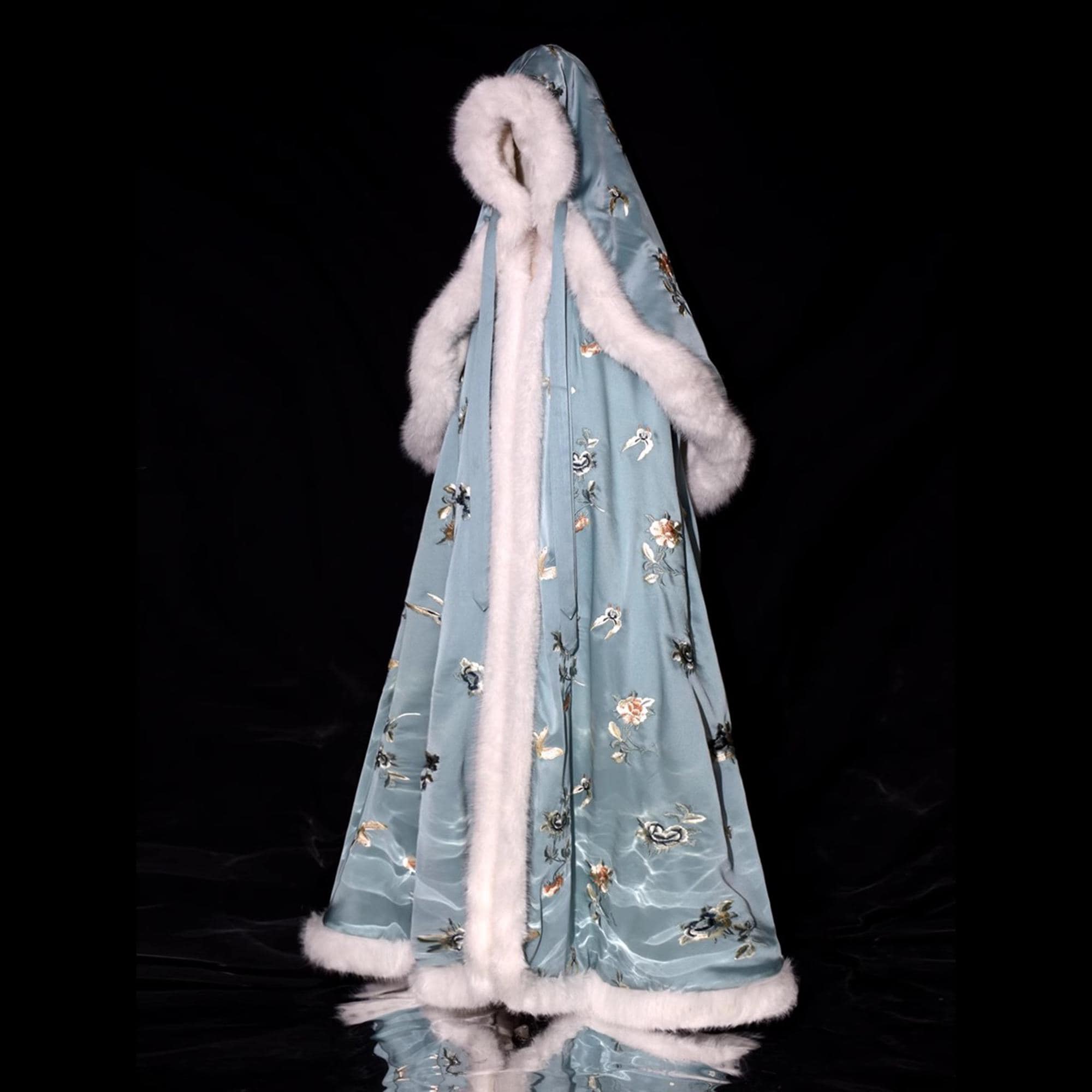 Embroidered Cape, Blue Fleece-lined Cape With Fur Collar, Traditional ...
