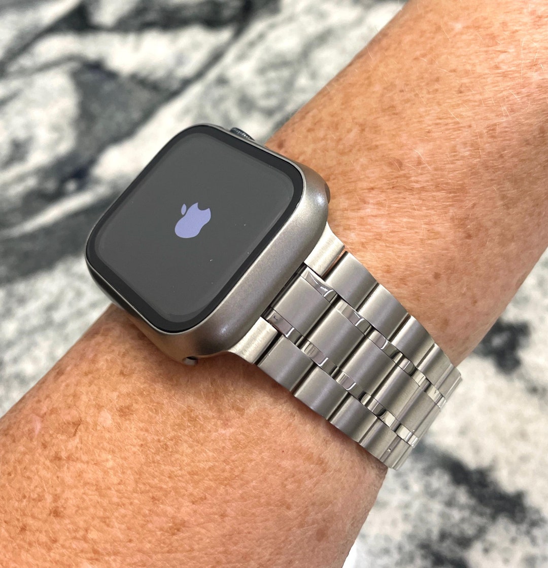 Titanium Color Apple Watch Case Pc and or Stainless Steel Band in ...