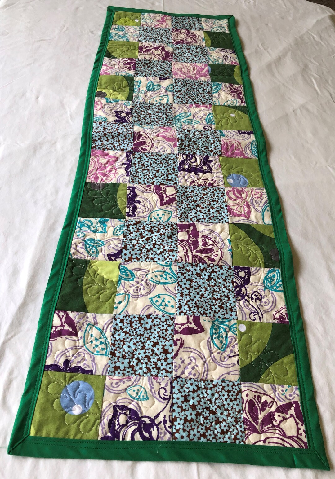 Chemin de table matelassé fait à la main - Patchwork 15" par 47", Upcycled - Etsy France