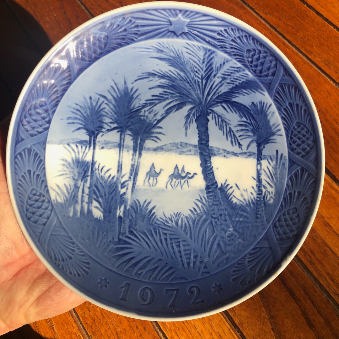 Royal Copenhagen 1972 Christmas Plate - Etsy
