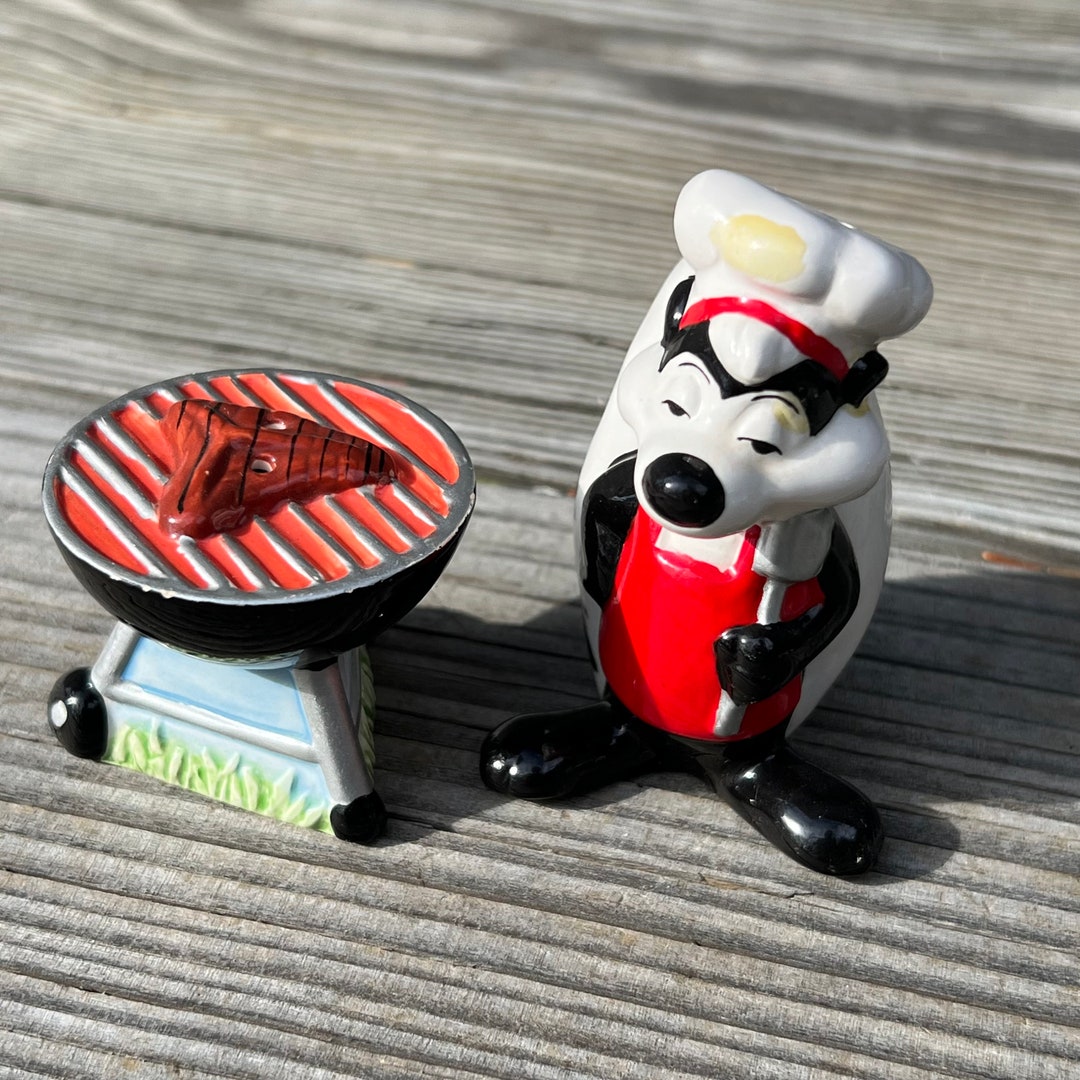 1992 Warner Bros. Pepe Le Pew Grill-master Salt & Pepper - Etsy Australia