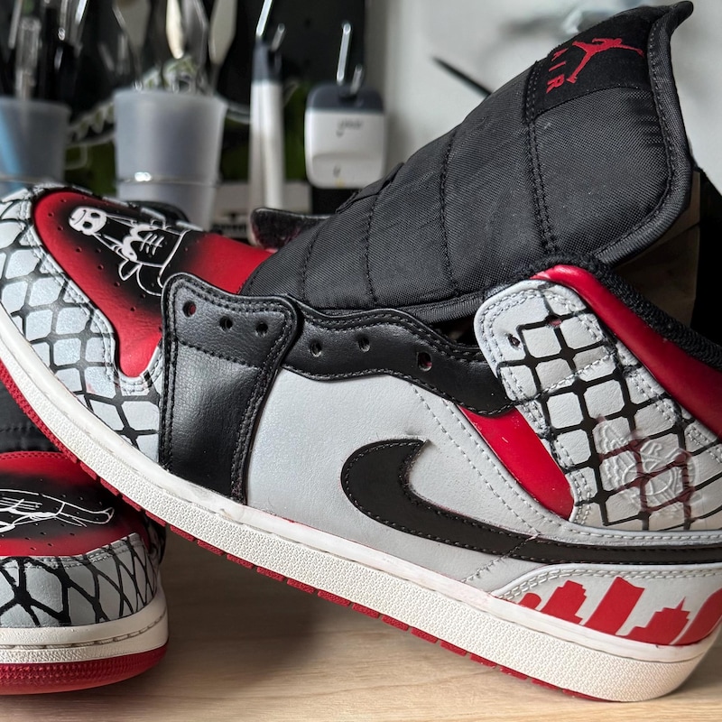 Cartoon Jordan 1 - Etsy