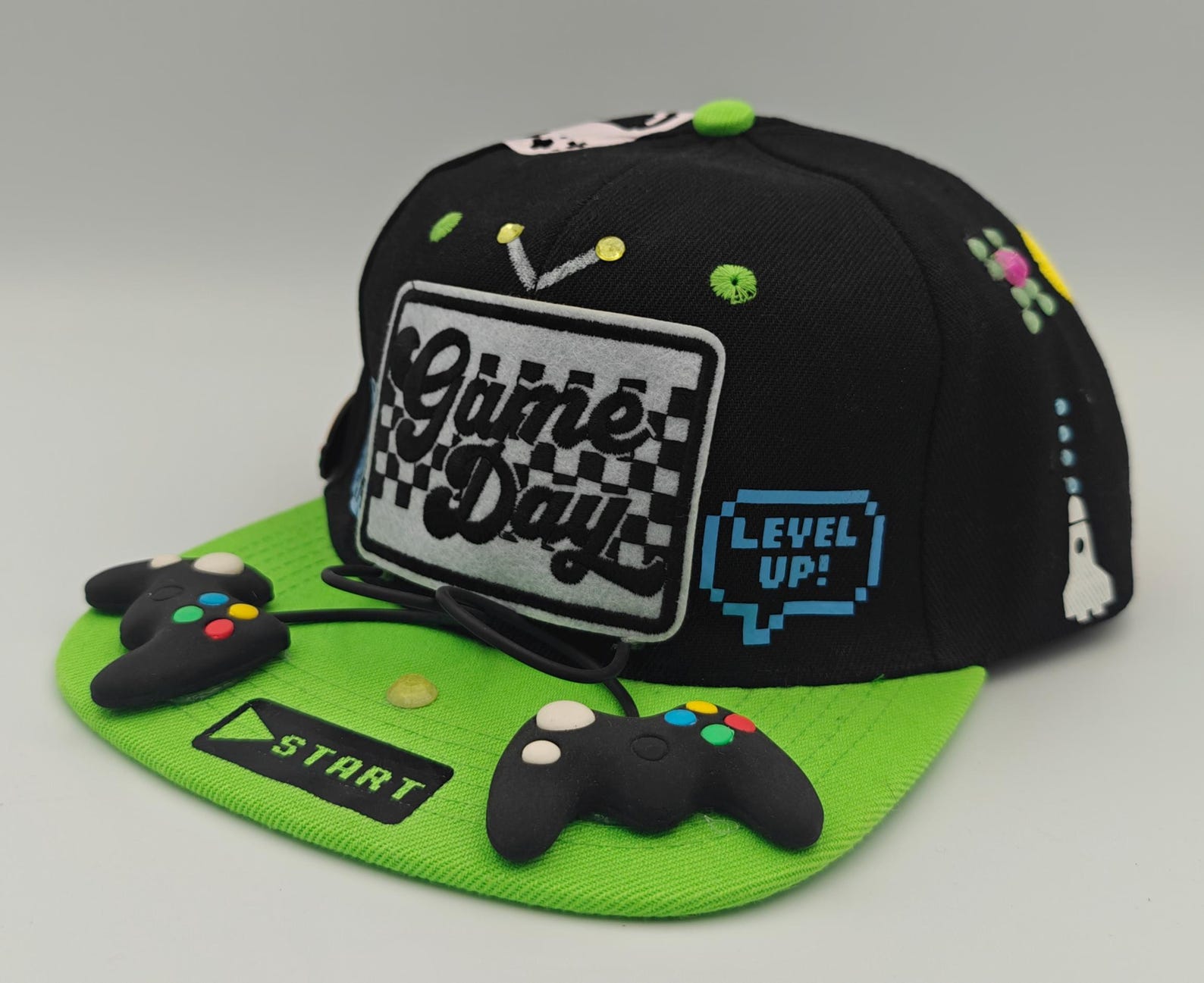 Ultimate Gamer Snap, Gaming, Retro, Neon, Old School, Custom Designed ...