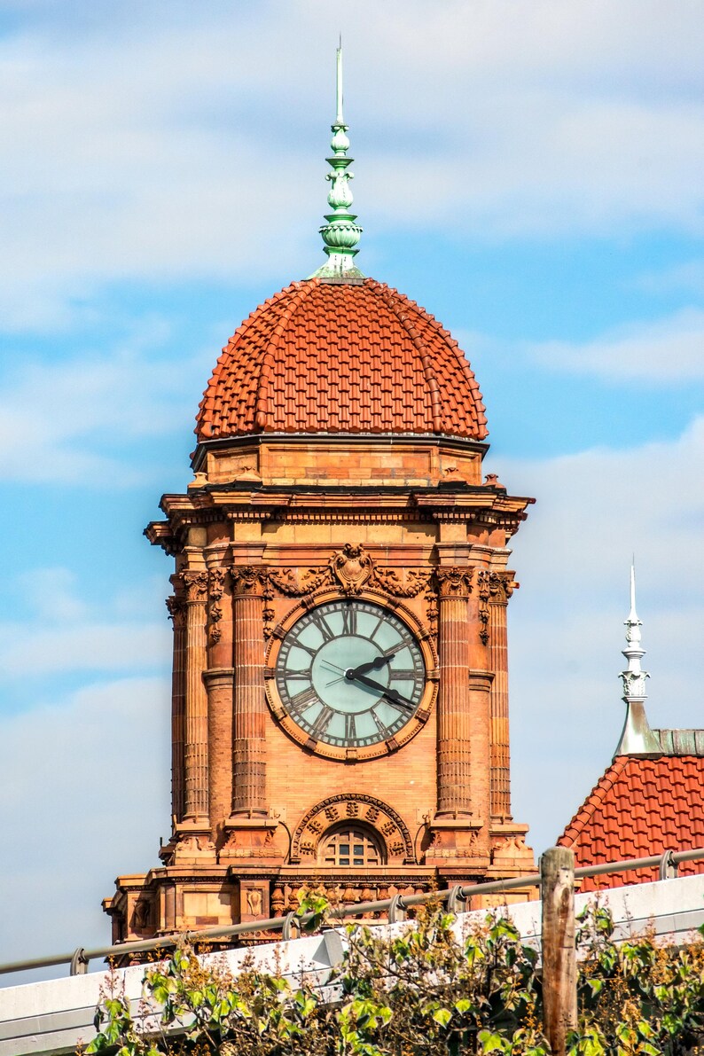 Main Street Station Clock Framed Photo (16"x12") - Etsy