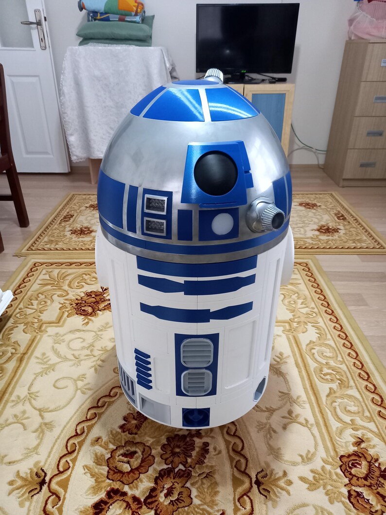 Life Size R2-D2 Droid - Remote Controlled Droid - 3D Character - 3D ...