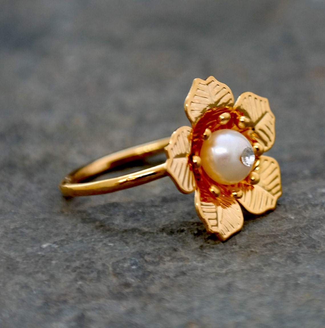 Pearl Flower Ring Gold Pearl Ring Gold Rhinestones Ring - Etsy Israel