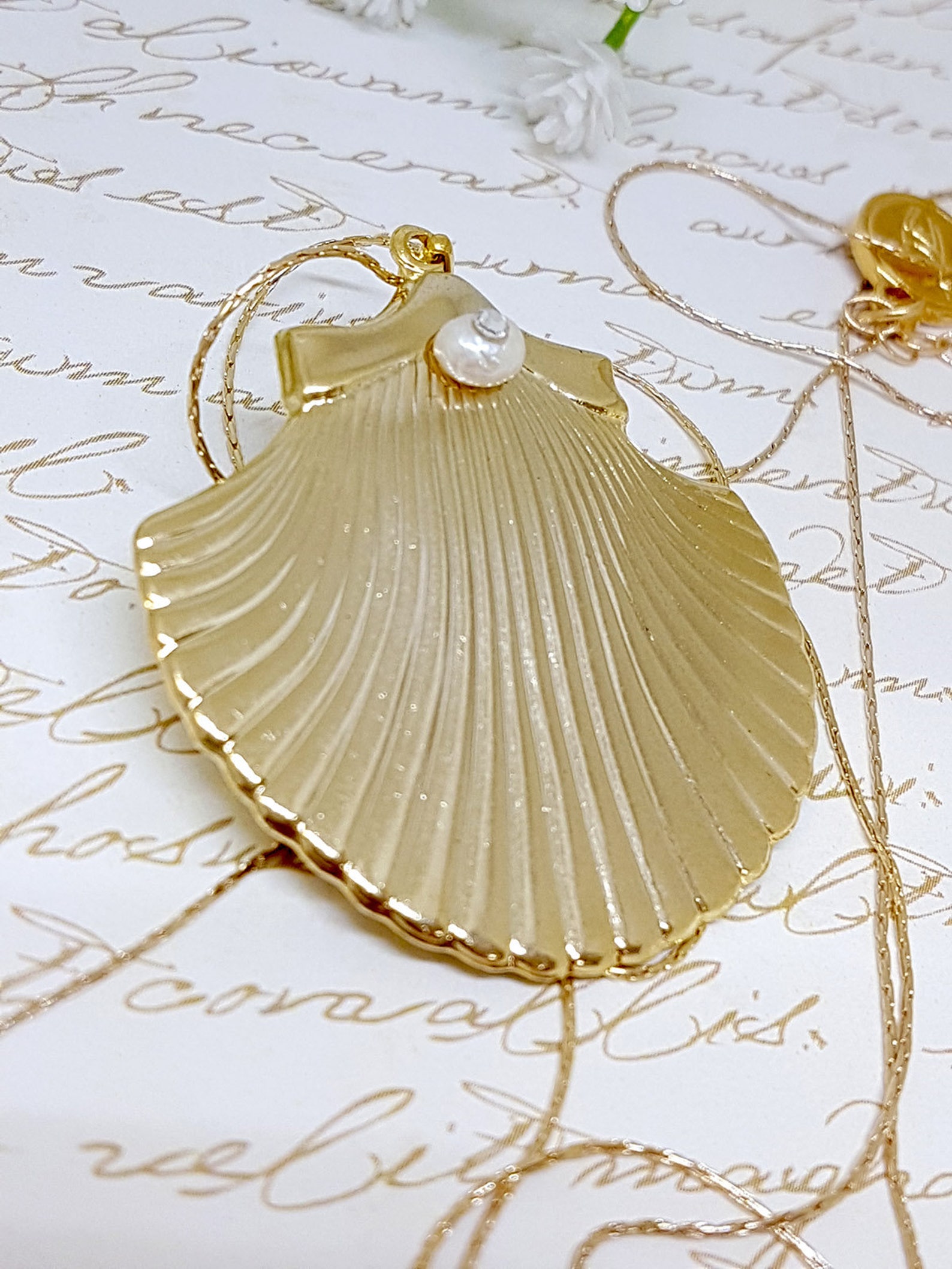 Women's Gift Sea Shell Necklace Gold Sea Shell Long - Etsy Israel