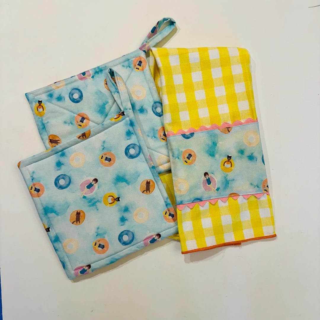 Handmade Kitchen Set – Tea Towel and Pot Holders - Girls and Cats in ...