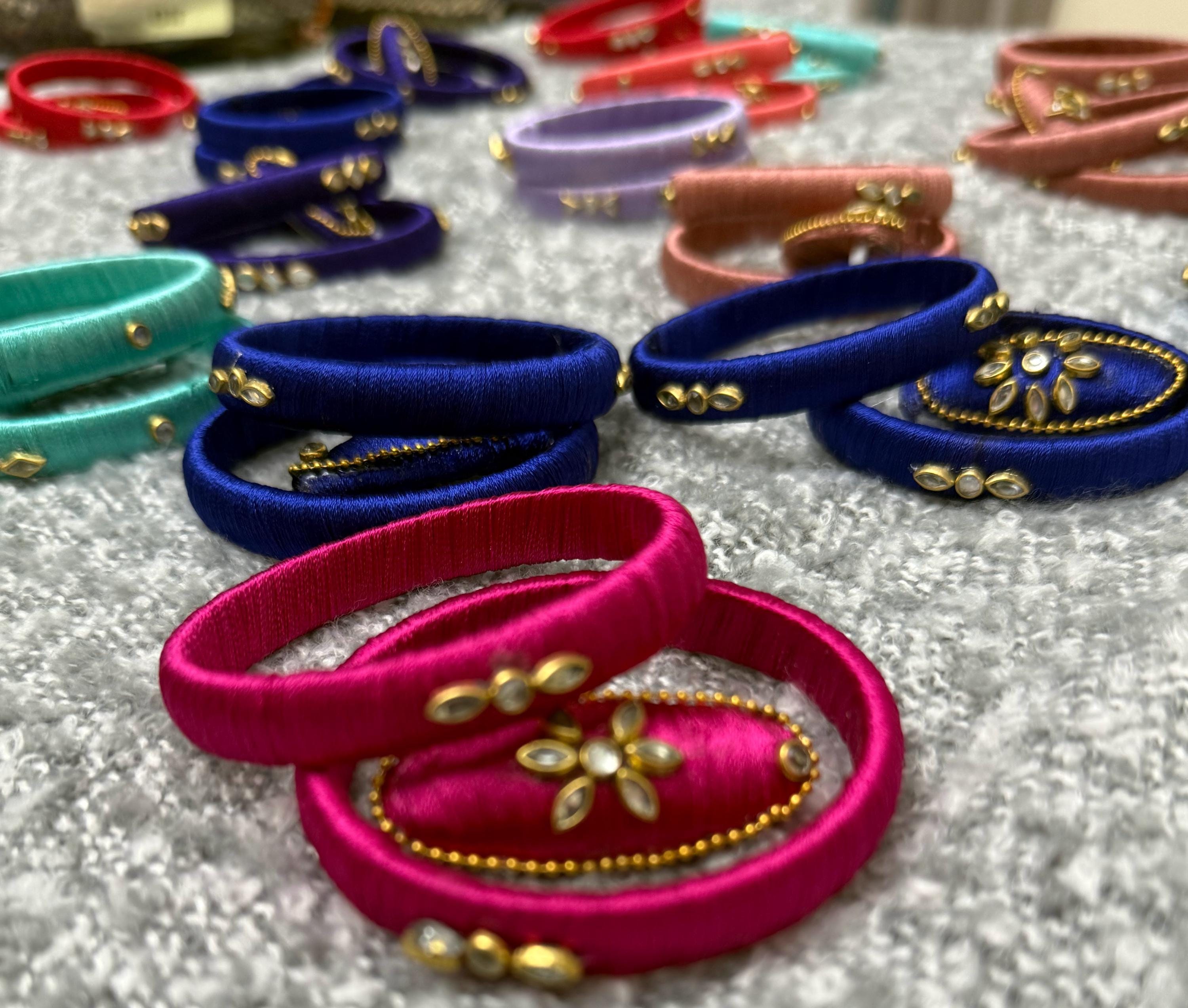 Blouse Piece, Bangle Set, Saree Pin & Haldikumkum Tambulam Return Gift ...