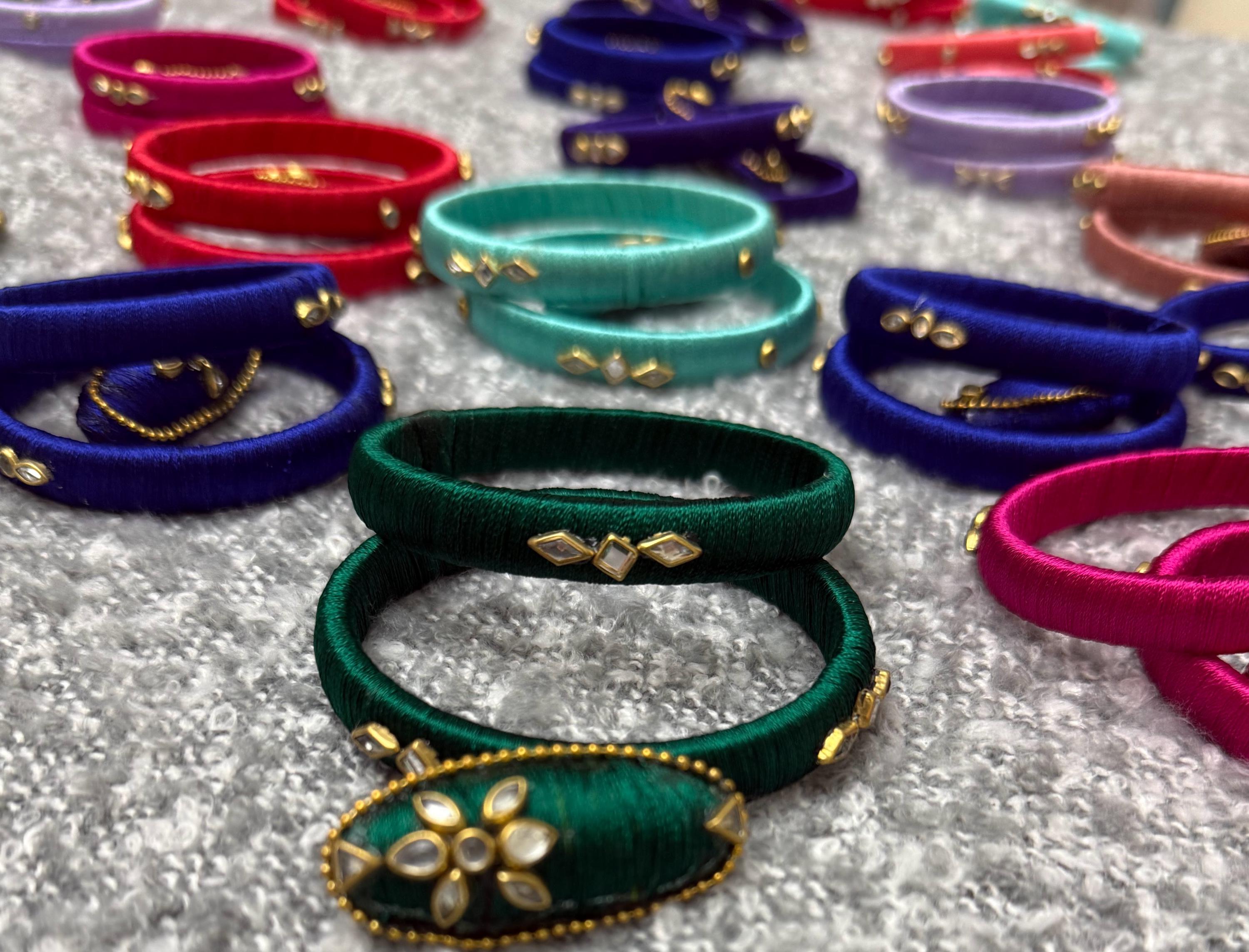 Blouse Pieces| Bangles|saree Pins| Haldikumkum |return Gifts|tambulams ...