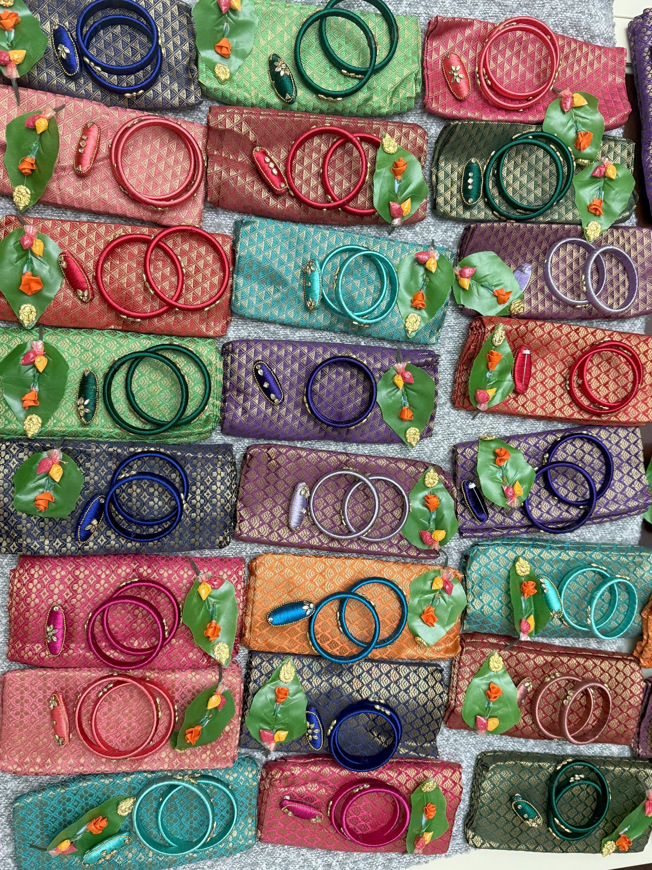 Blouse Piece, Bangle Set, Saree Pin & Haldikumkum Tambulam Return Gift ...