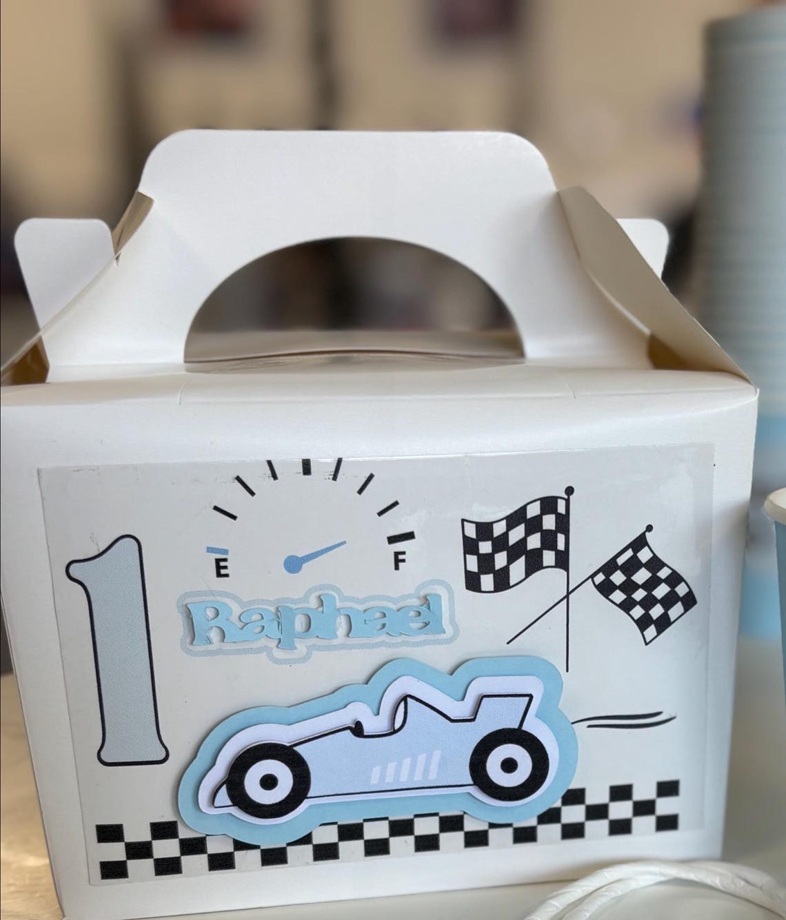 Personalised 2D Party Box - Etsy