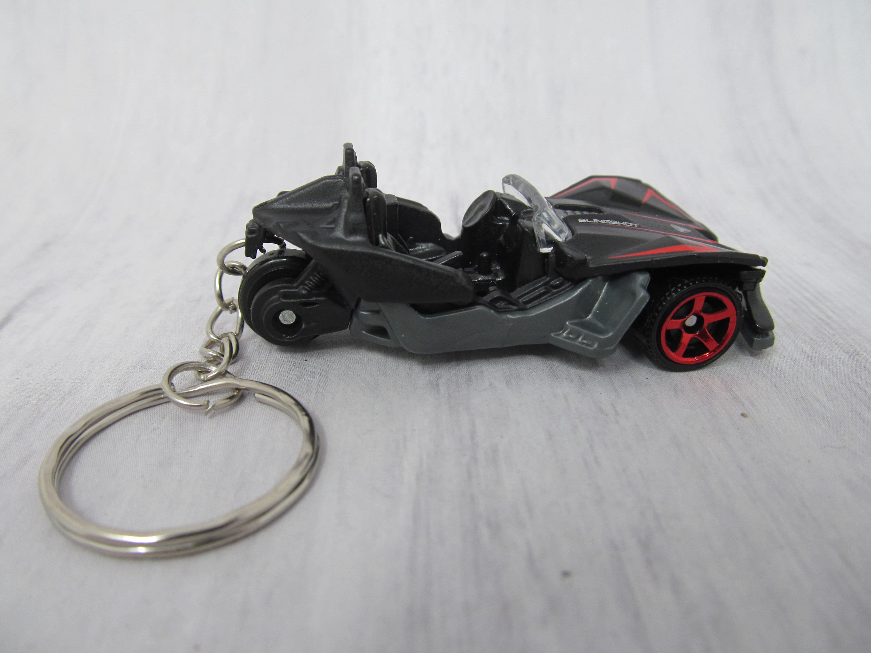Polaris Slingshot Diecast Car Keychain Keyring - Etsy
