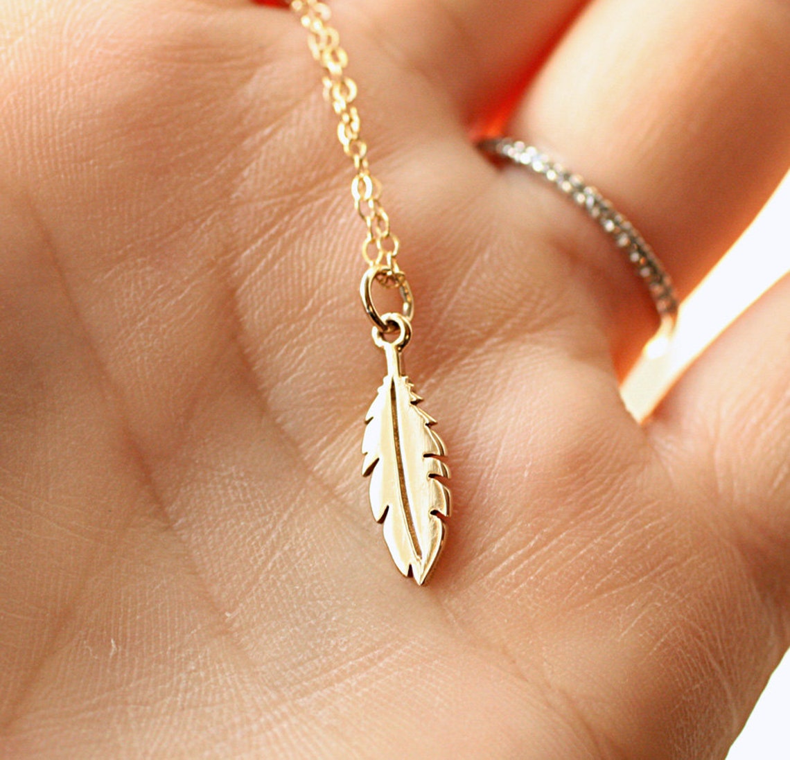 Dainty Feather Necklace // Minimalist Layering Necklace // - Etsy