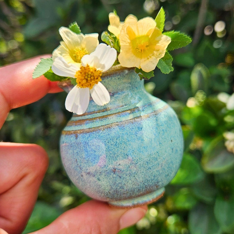 Miniature Mommy Pot Vase – Tiny Flower Holder, Handmade Mom Gift - Etsy