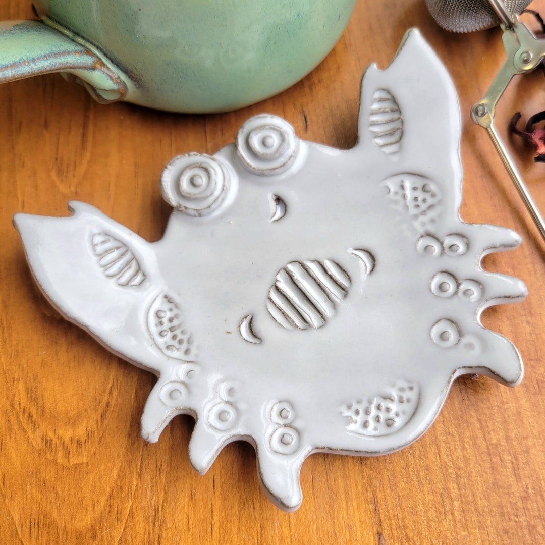 Quirky Crab Shaped Teaspoon Rest, Spoon Holder in Coastal White - Etsy