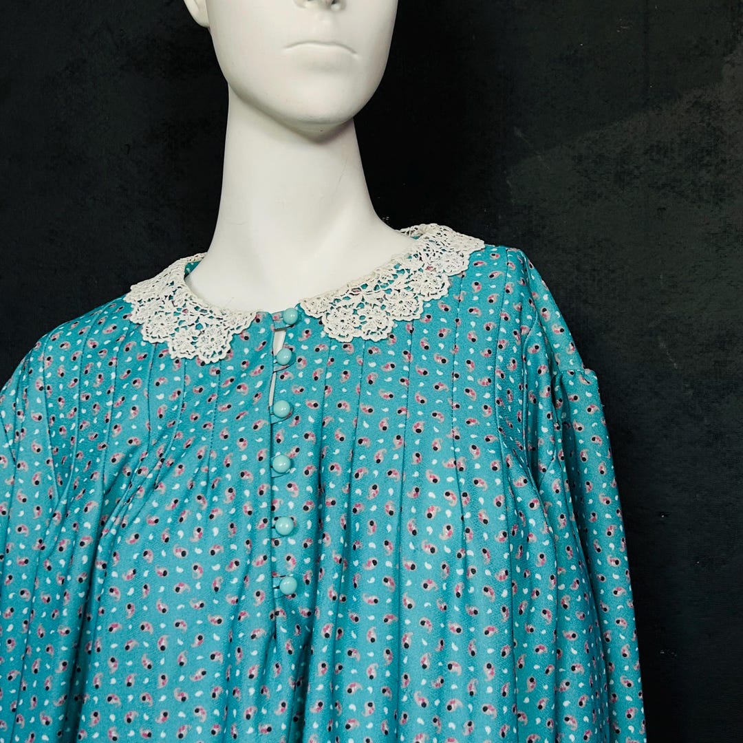 TEACAKE Vintage 70s Floral Printed Duster/ Babydoll Dress W/ Lace Peter Pan Collar Sz M - Etsy
