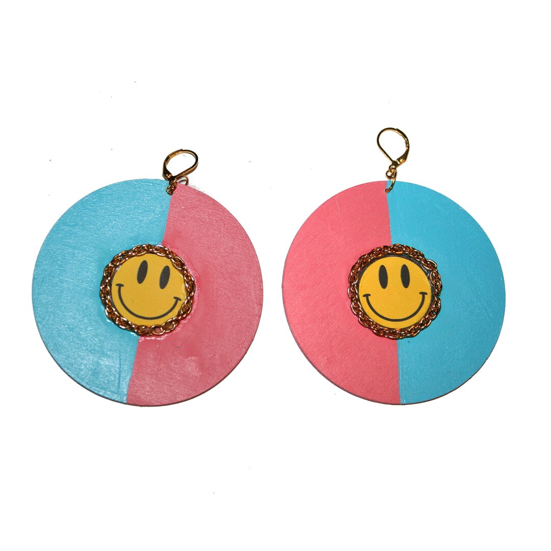 Big Smiley Face Chain Earrings - Handmade Earrings Vintage 90s Inspired ...