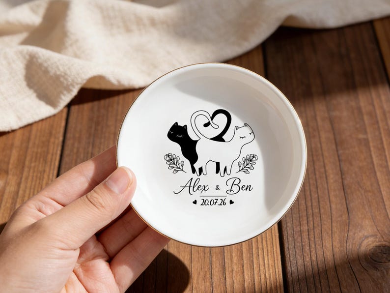 Personalized Ceramic Ring Dish, Cat Couple Line Art Jewelry Tray With ...