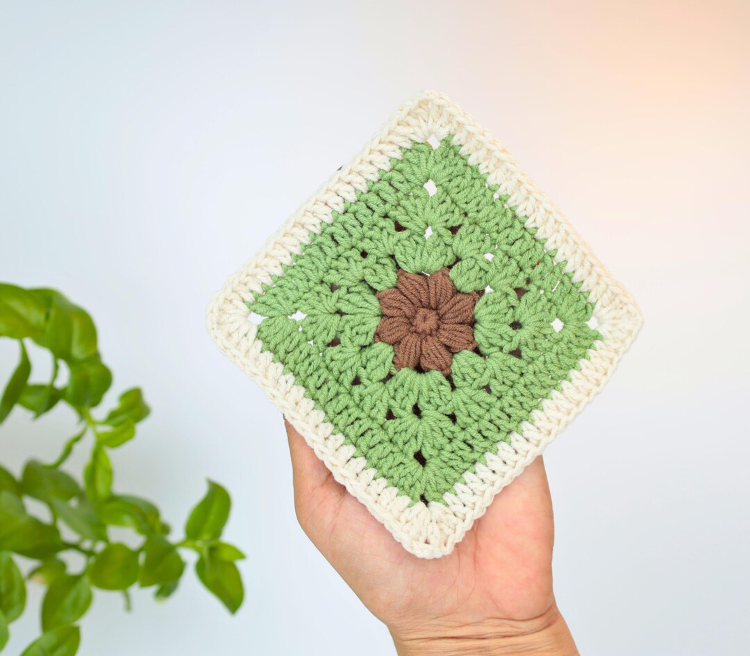 Crochet Pattern Video, Granny Square Pattern, Step by Step Pattern ...