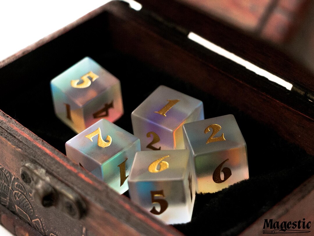 18MM Rainbow Frosted Crystal Glass D6 Dice – Luxury Gemstone Dice | Dnd ...