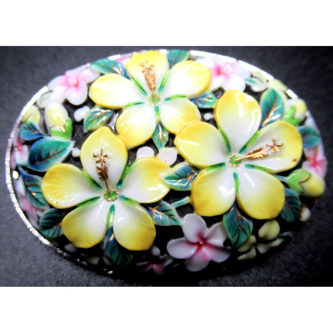 TOSHIKANE Gorgeous Colorful Flowers Carved Porcelain Vintage Pin Brooch ...