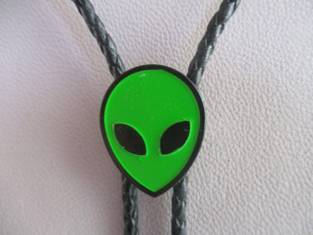 Alien Bolo Tie- Little Green Alien Head- Enamel-black Cotton Braided ...