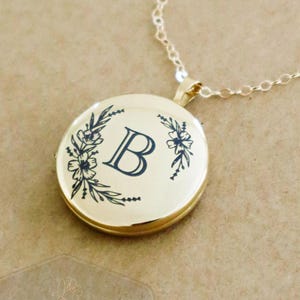 Gold Engraved Flower & Initial Photo Locket - Personalized Floral ...