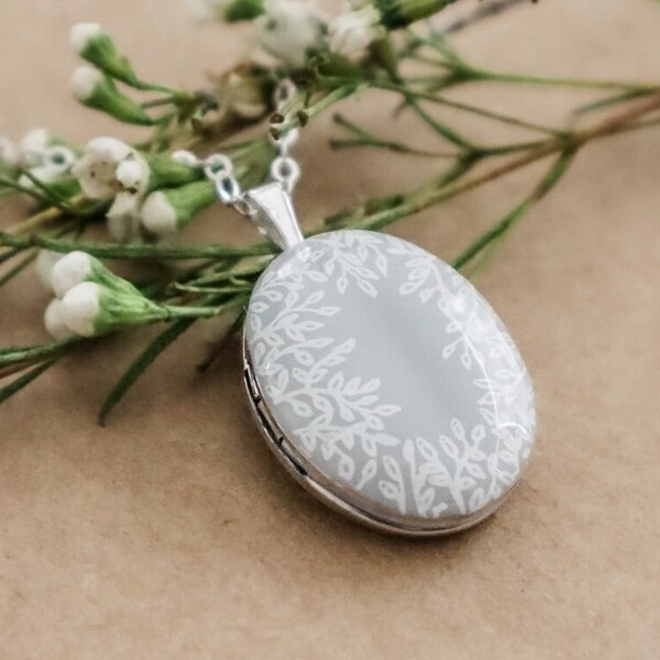 Locket Necklace - Etsy
