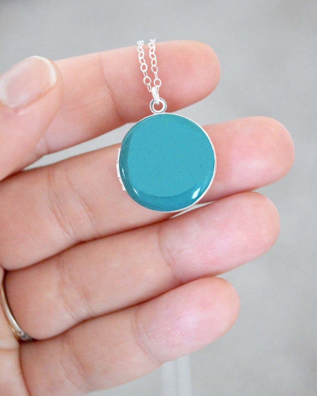 Round Photo Locket - Custom Charm Color - Etsy