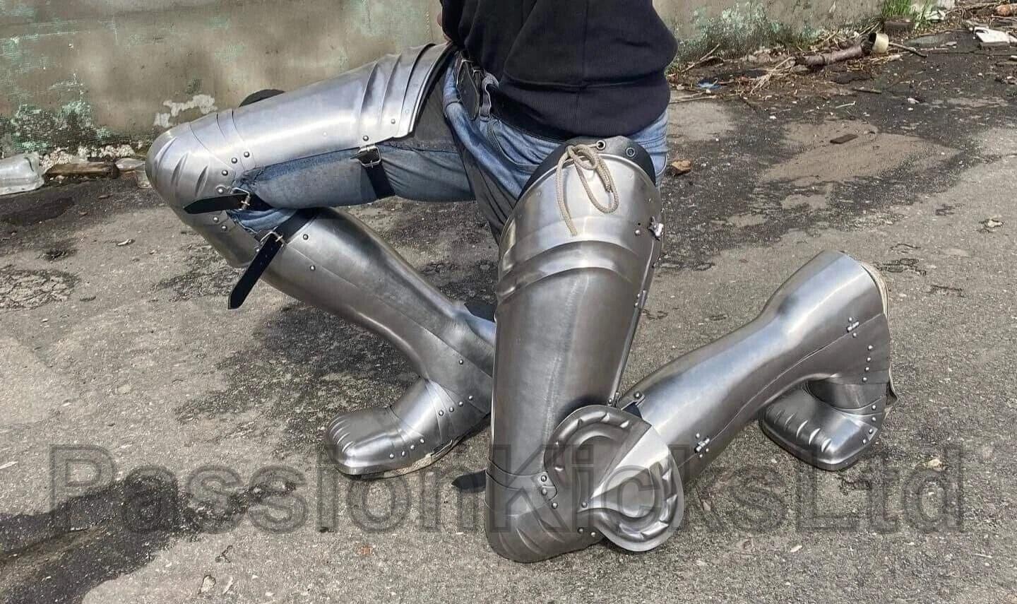 Maximilian Leg Armor for LARP and Reenactment | Gothic Steel Leg Plates ...