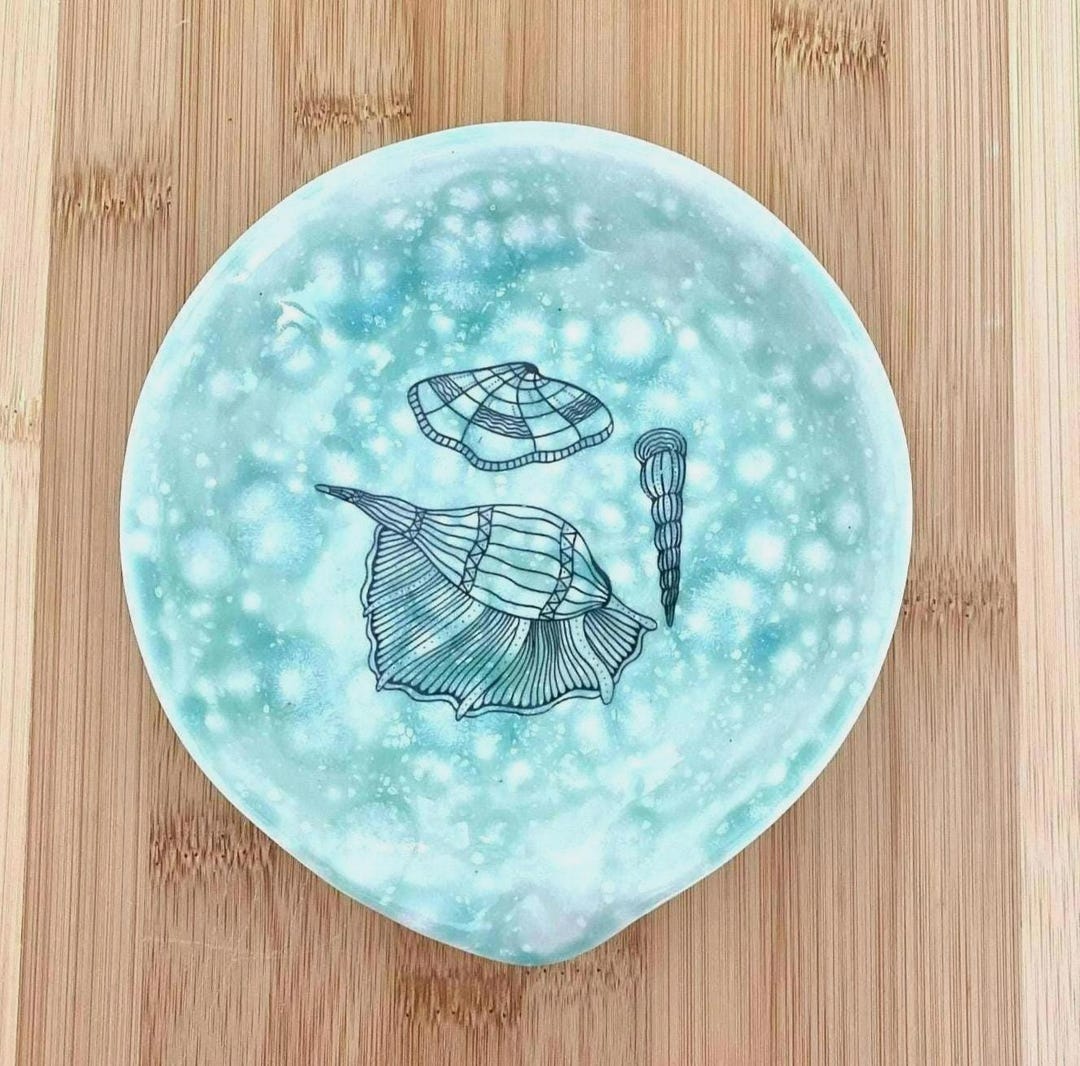 Spoon Rest Ceramic Coastal Kitchen Counter Saver Shells Spoon Holder ...