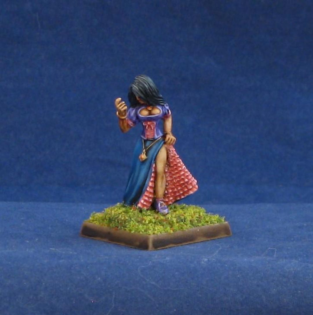 Painted Female Strumpet Townsfolk, Dark Heaven Legends, Reaper ...
