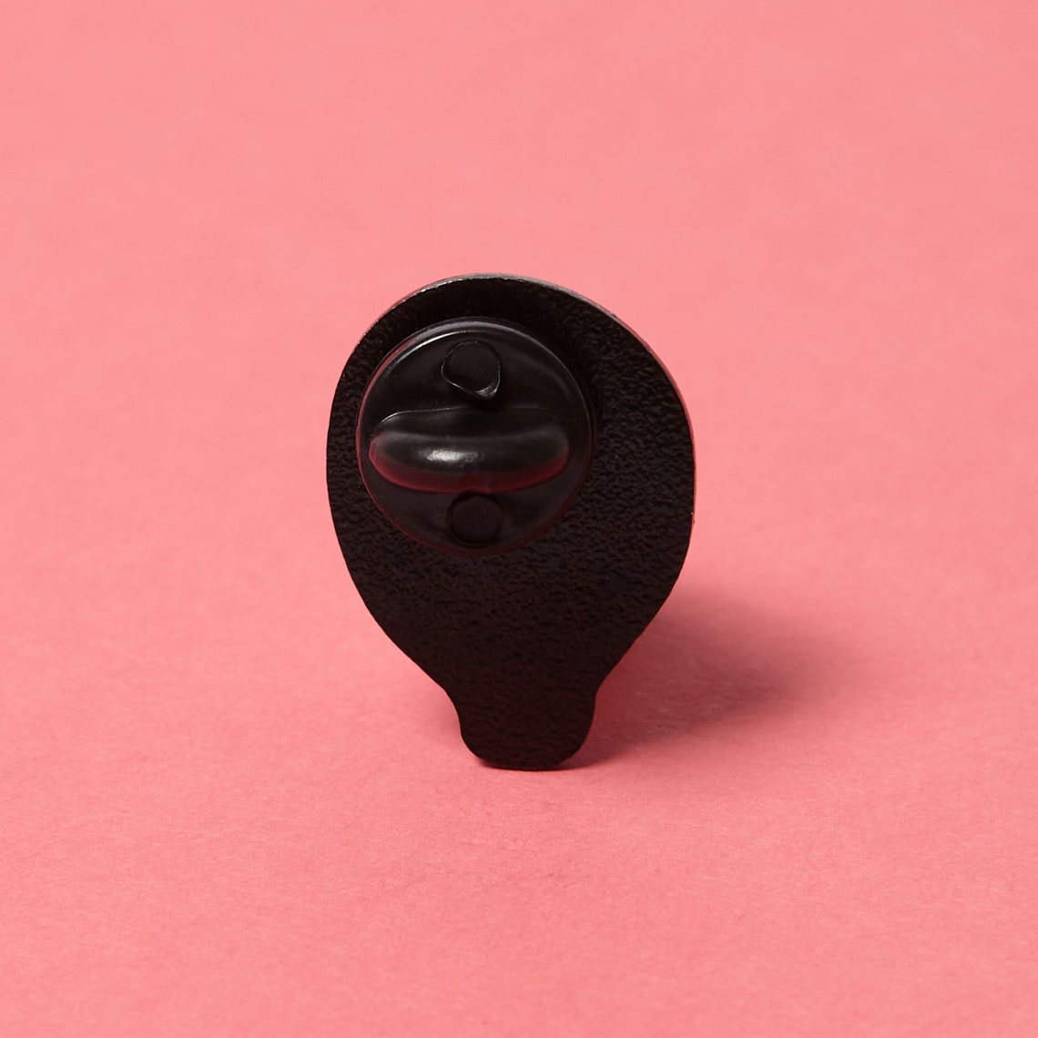 Lightbulb Enamel Pin - Etsy