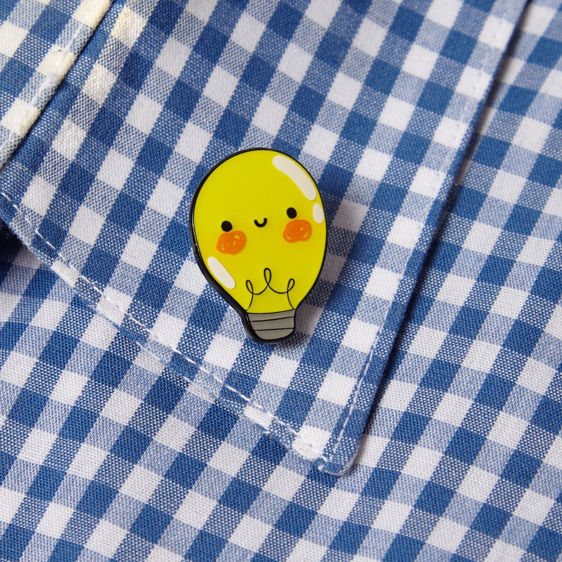 Lightbulb Enamel Pin - Etsy
