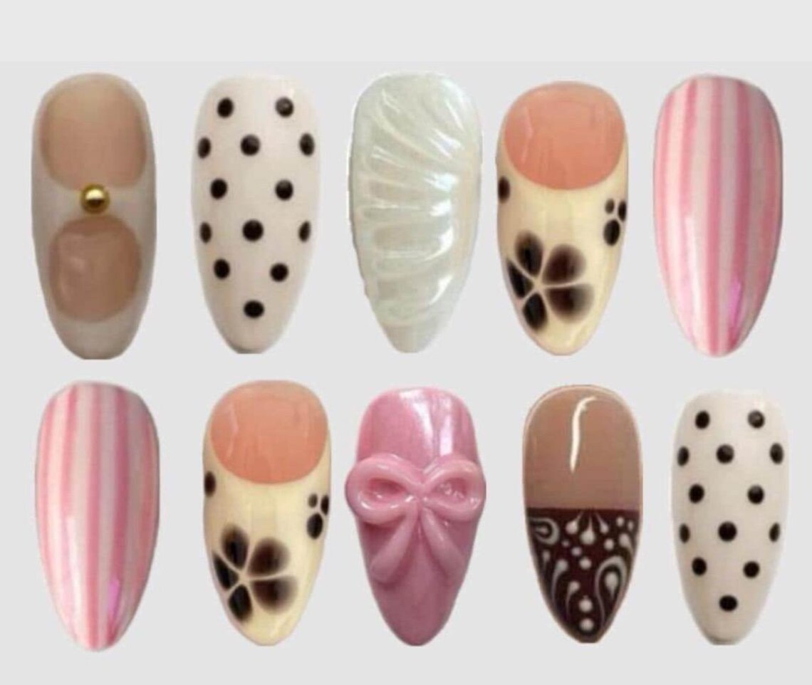 Custom Press on Nails! *READ DESCRIPTION* - Etsy