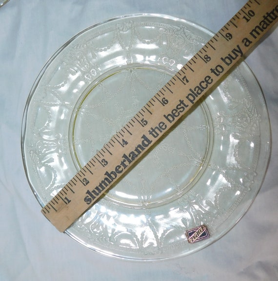 Home & Living Vintage Topaz Depression Glass 6 Plates Set of 4 Cameo ...