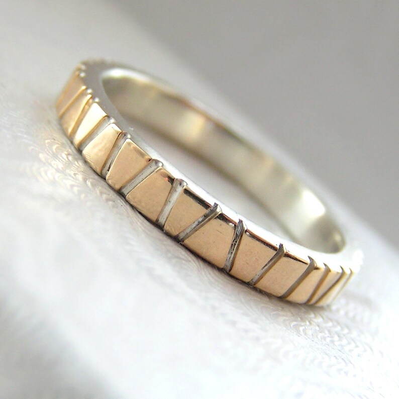 Lines in Gold - Modern Two Tone Gold and Silver Wedding Band With Saw ...