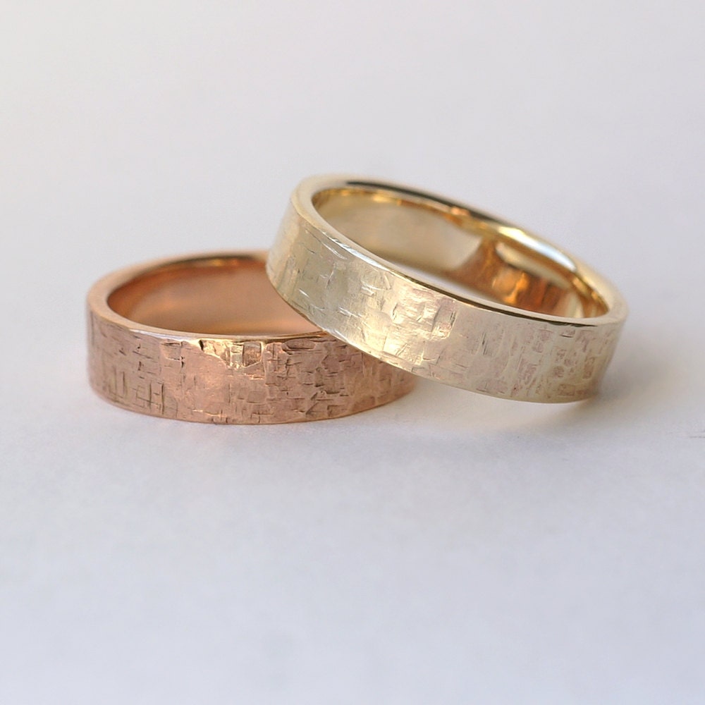 Rock Texture Ring in 9k Yellow Gold Men's Hammered - Etsy UK