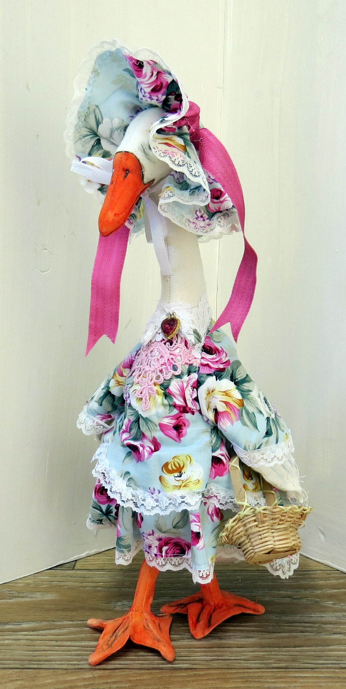 Gorgeous Gussy - Etsy