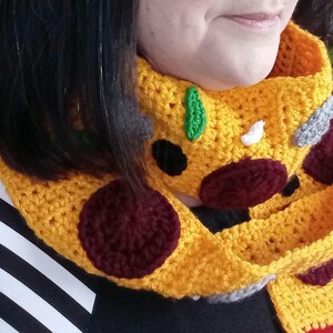 Pizza Scarf, Pepperoni, Mushroom, Olive, Onion, Bell Peper, Crochet ...