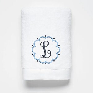 Scallop Monogram Frame With Dots, Monogram Frame, Embroidery File ...