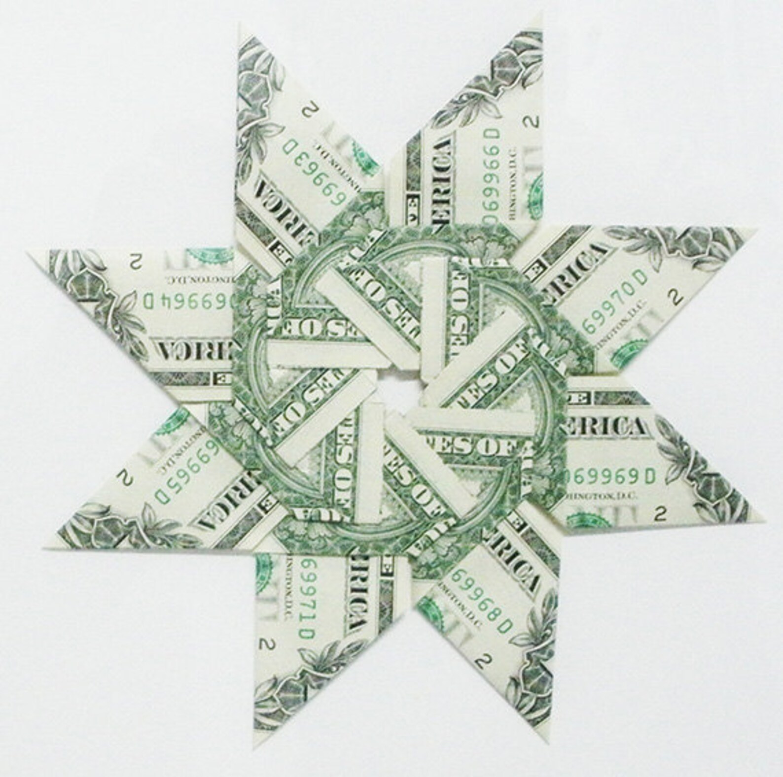 Dollar bill origami 5 pointed star - stattn